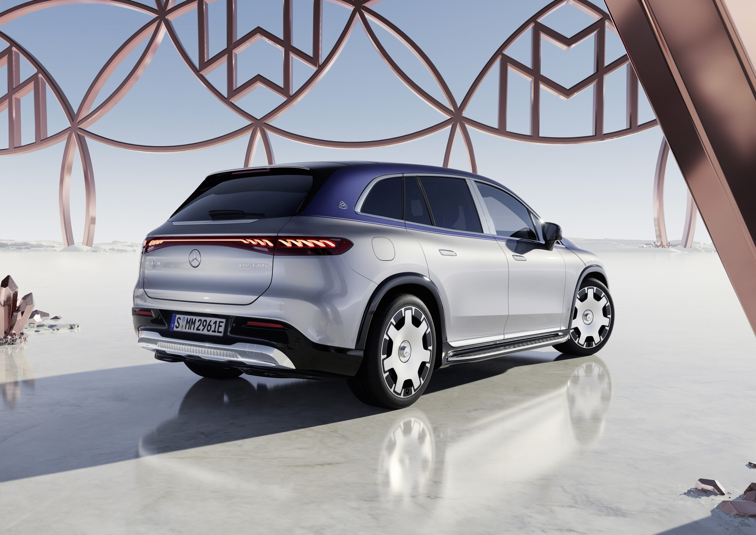 Mercedes Maybach Eqs Suv 680 Lap Of Luxury Electrified The Driver